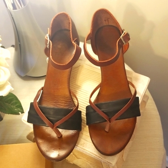 French Blu | Shoes | French Blu Leather Brown Black Wedge Sandals Made ...